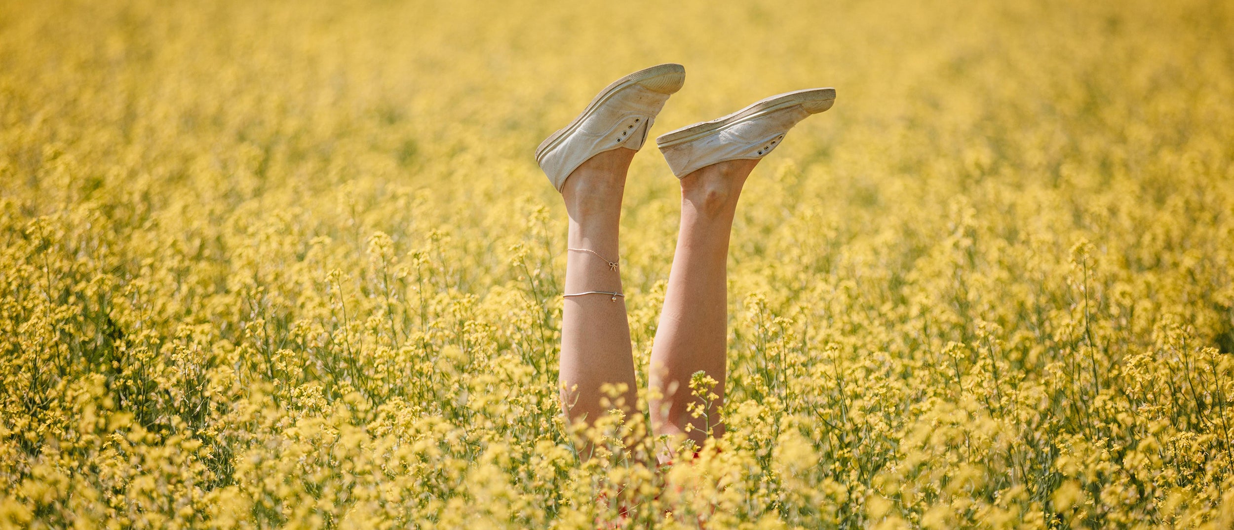 What do you do with your spring feet? Trend skirt and spring shoes sum ...